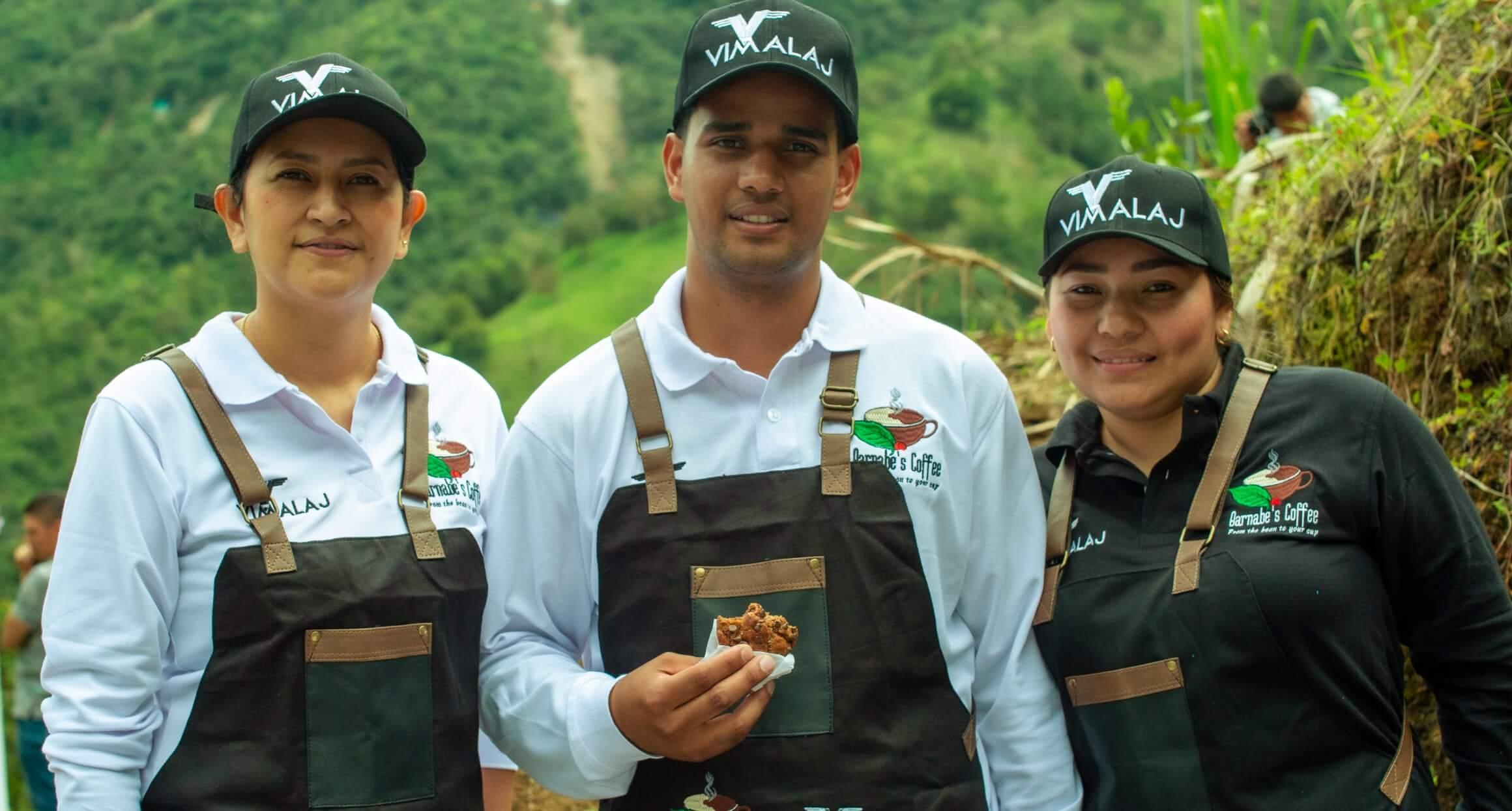 Inauguración del Centro de Transformación de la miel La Reserva en ...